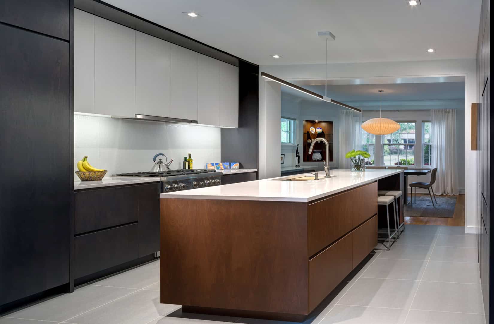 Lake Avenue Residence